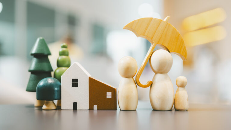 The Pros and Cons of Life Insurance: An Overview - Juniper Wealth ...
